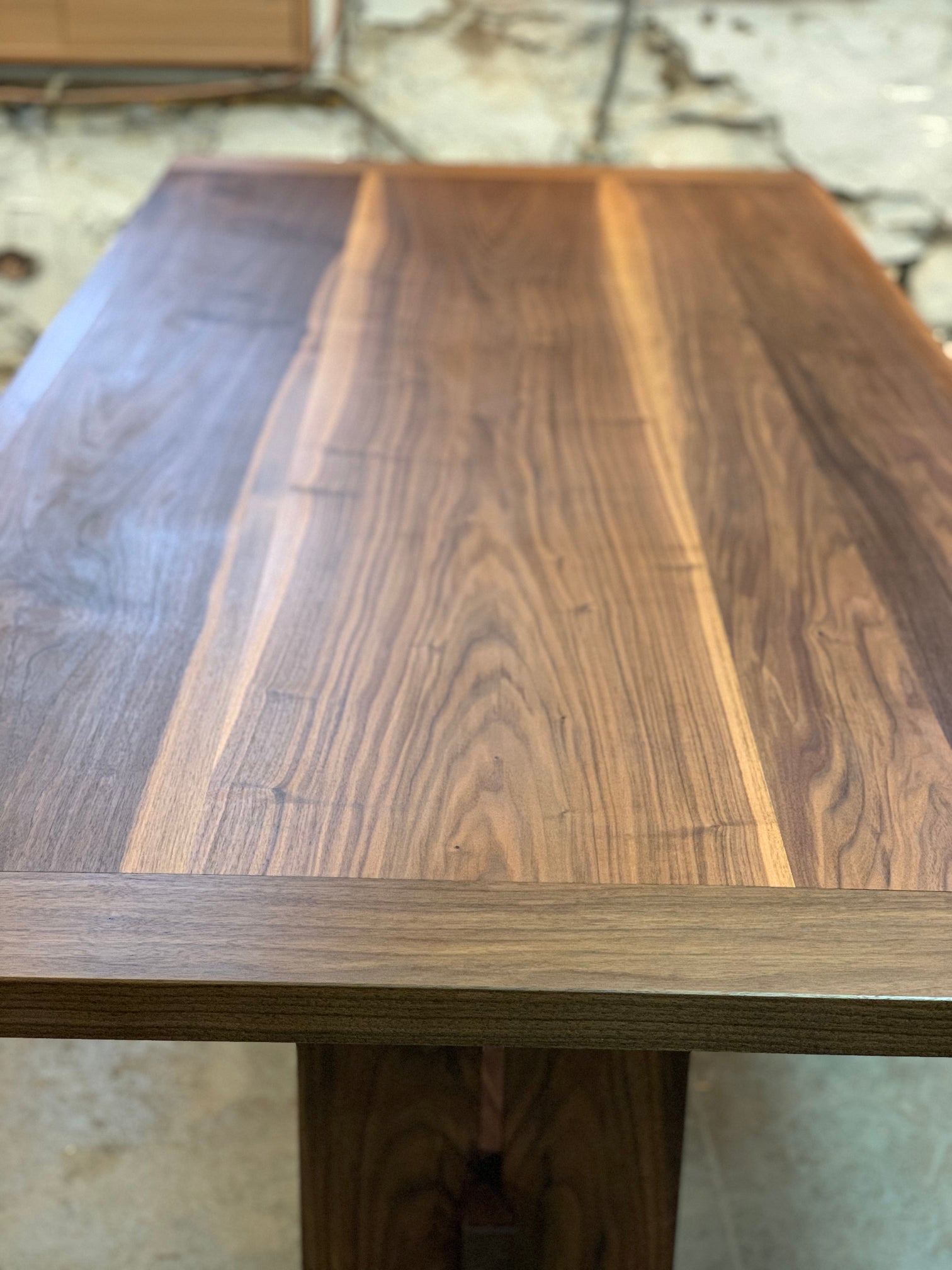 Trestle table – dovetail furniture