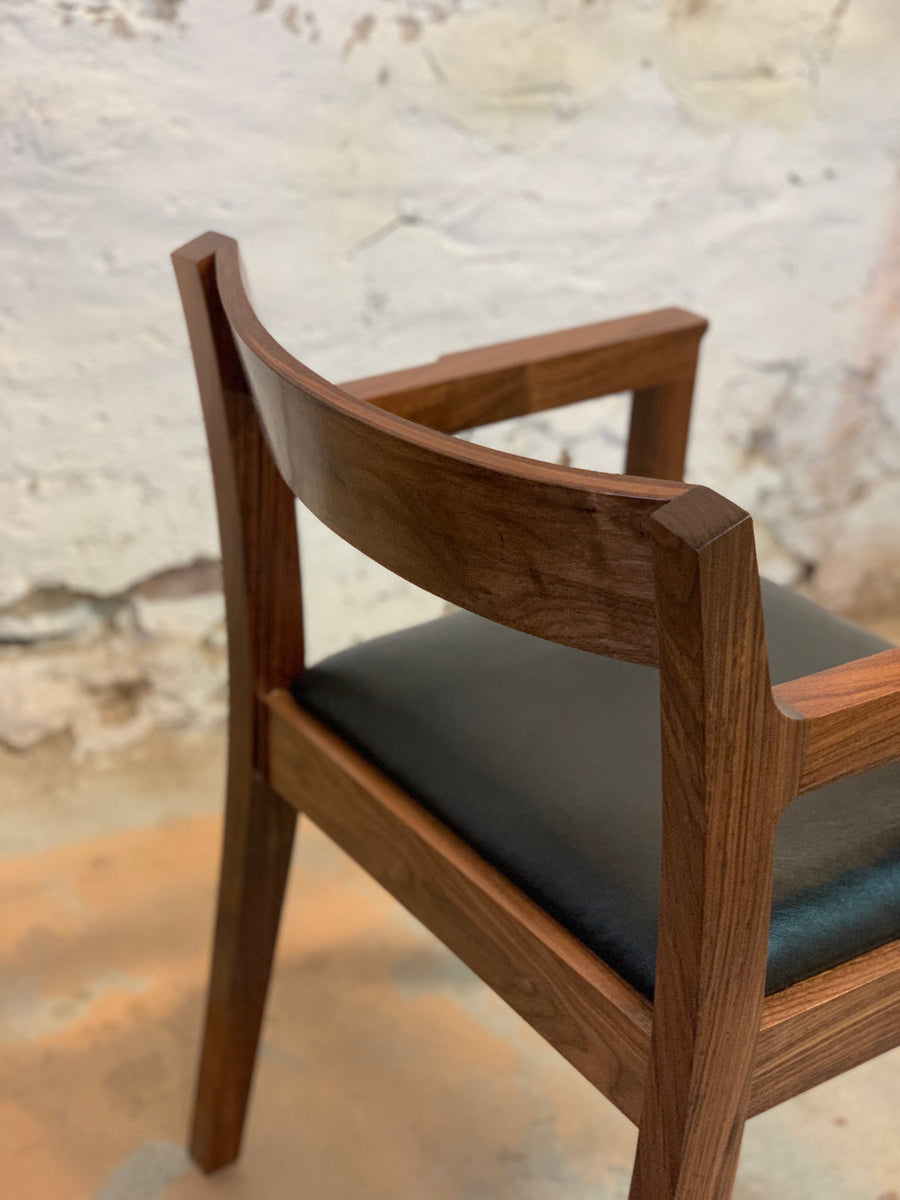 Danish modern dining chair – dovetail furniture